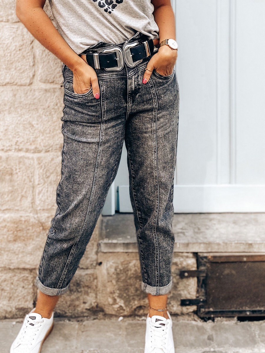 Jean Mom Fit Noir Tendance| SAORI boutique